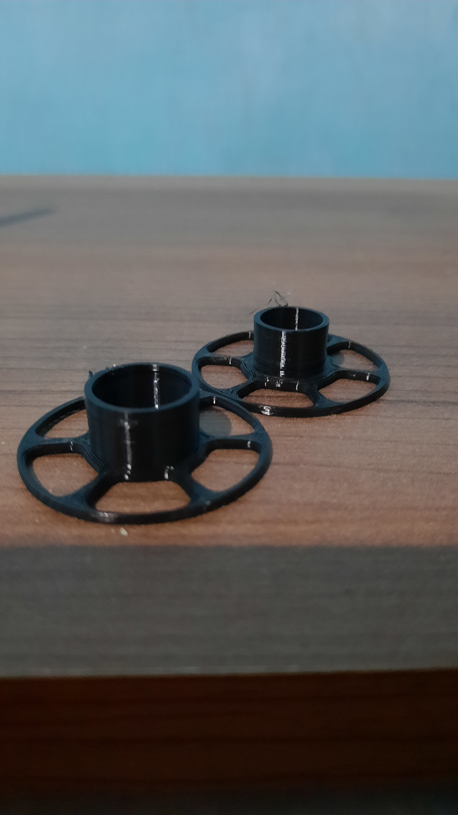 🎨 Rotating Stand for Mini Coils・Free STL File for ・Cults