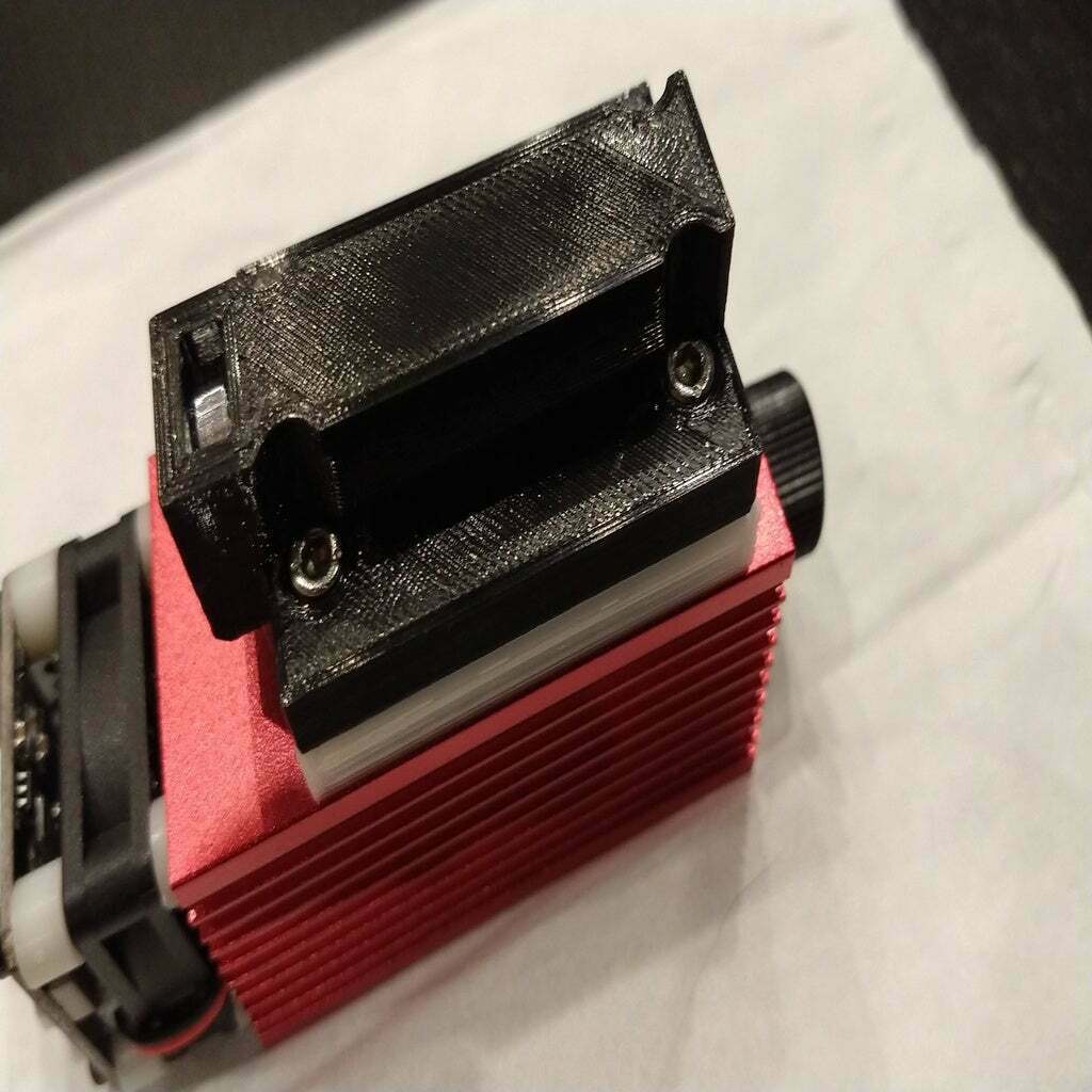 Free STL file Laser Adapter Mount - 2 to 4 hole 🕳️ ・Design to download ...