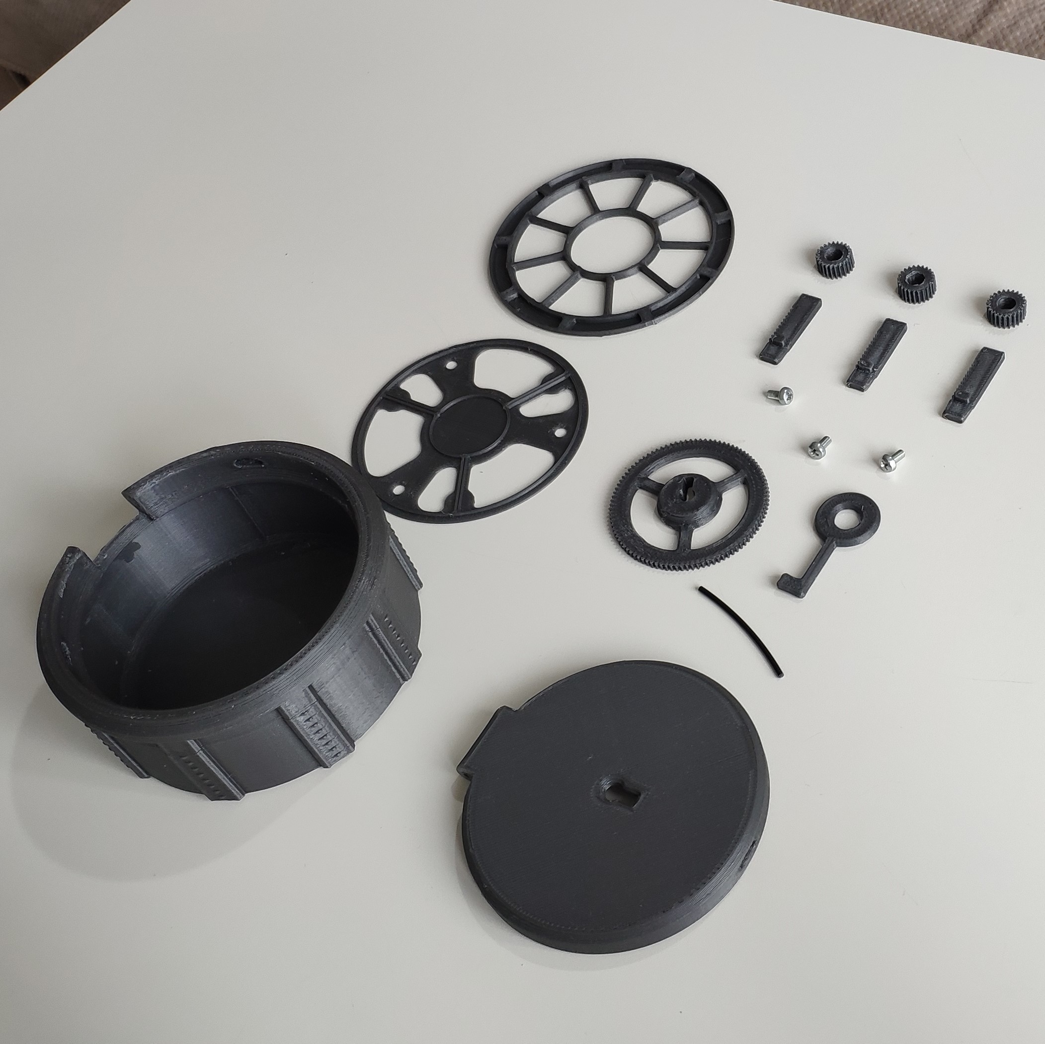 STL file Mini - Safe 01 (gift box) 🎁・3D printing design to download・Cults