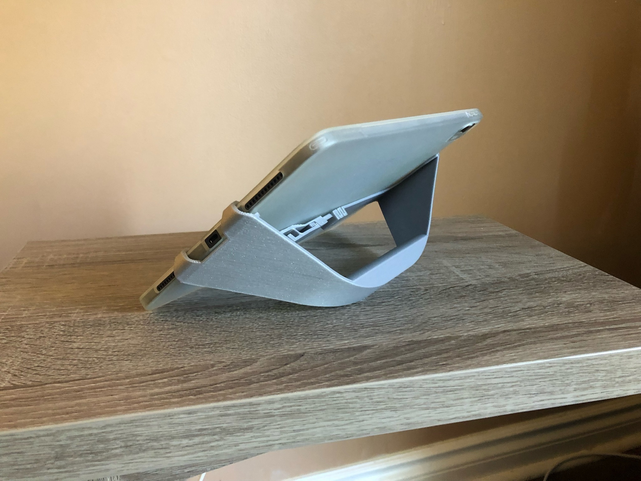 Free STL file Ipad Holder - Print in Place - Ajustable size 🖊️ ・3D ...