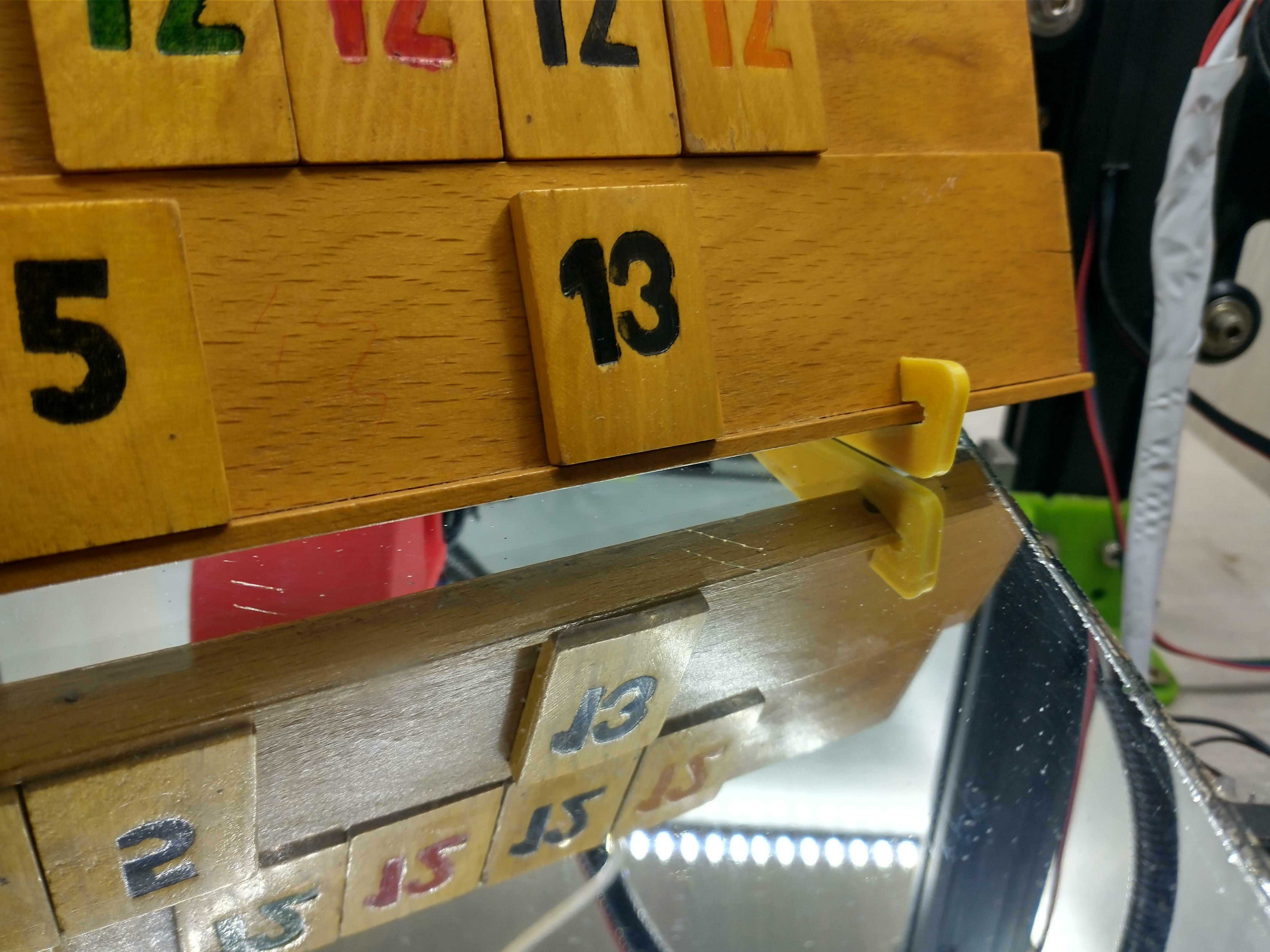 STL file table foot rummy remy remi 3D print model 🦶 (OBJ)・3D printing ...