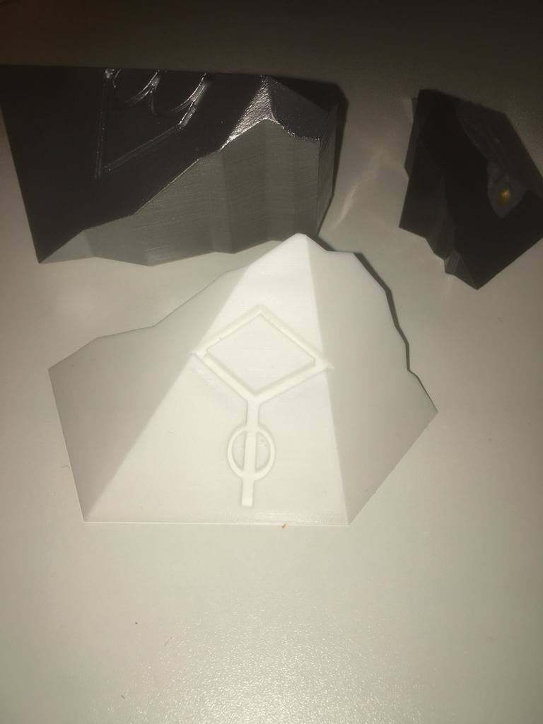 🔮 Smallville - Stones of Knowledge・Free STL File for ・Cults