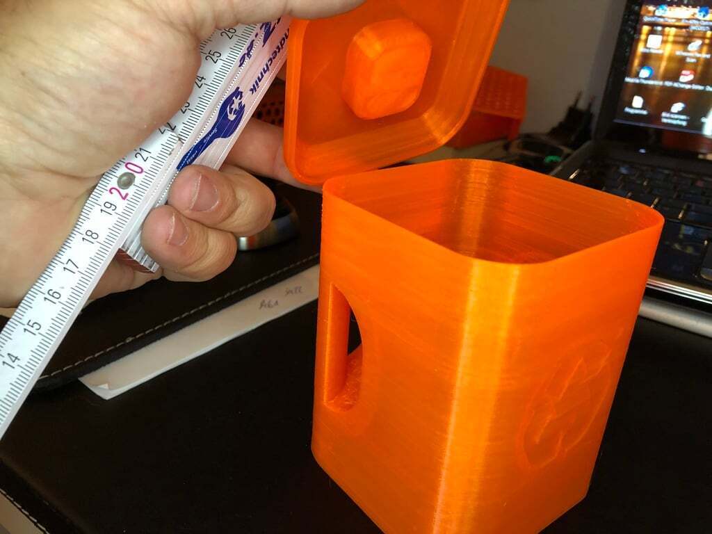 3D printed Countertop Compost Bin・Cults