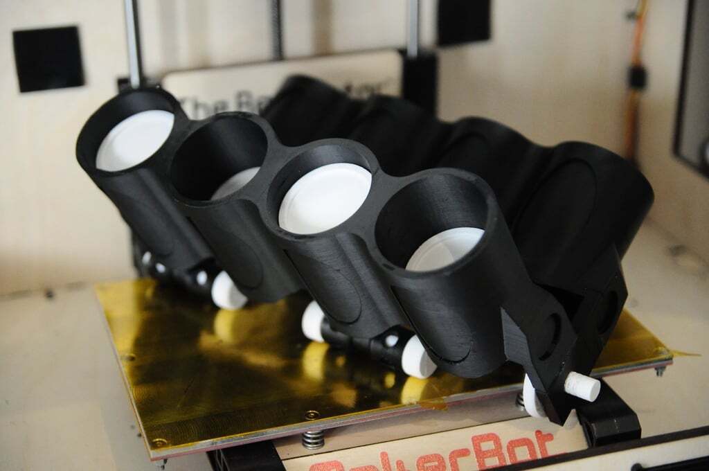 3D print V8 model: Replicator edition・Cults