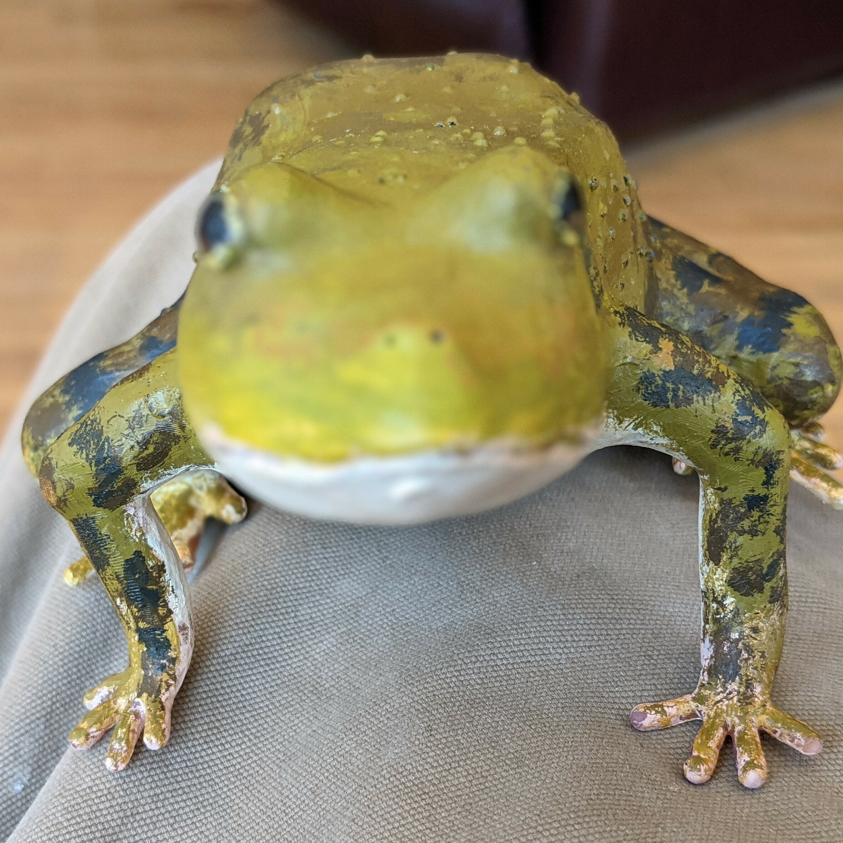 OBJ file Lifelike Bullfrog 🐸・Template to download and 3D print・Cults