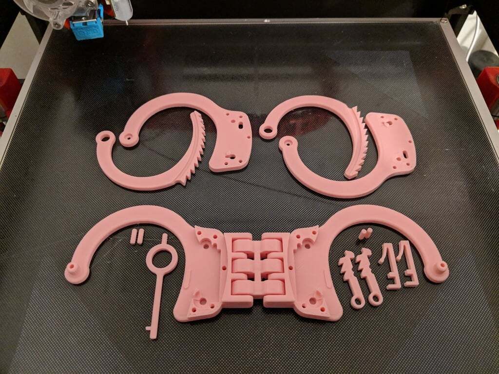 3D printed Hinged Handcuffs | Realistic・Cults