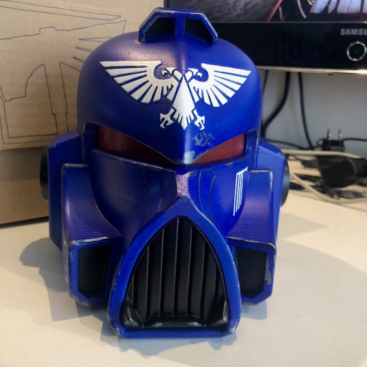 3D printable Space Marine Helmet - Wearable・Cults