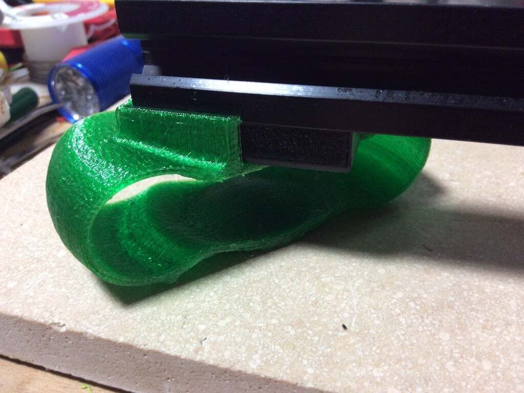 3D printable Noise isolation feet for 2020 corners・Cults