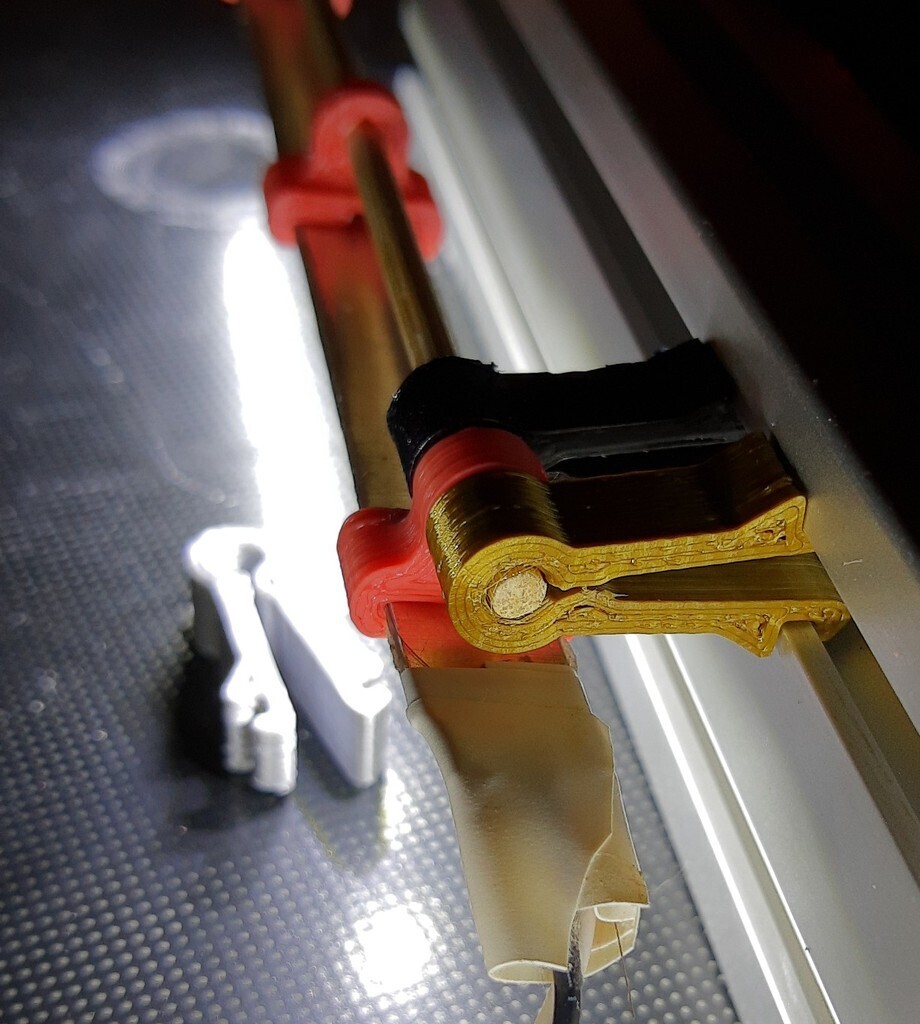 Free STL file LED strip mount for 2020 profile 🔧 ・3D printable model to ...