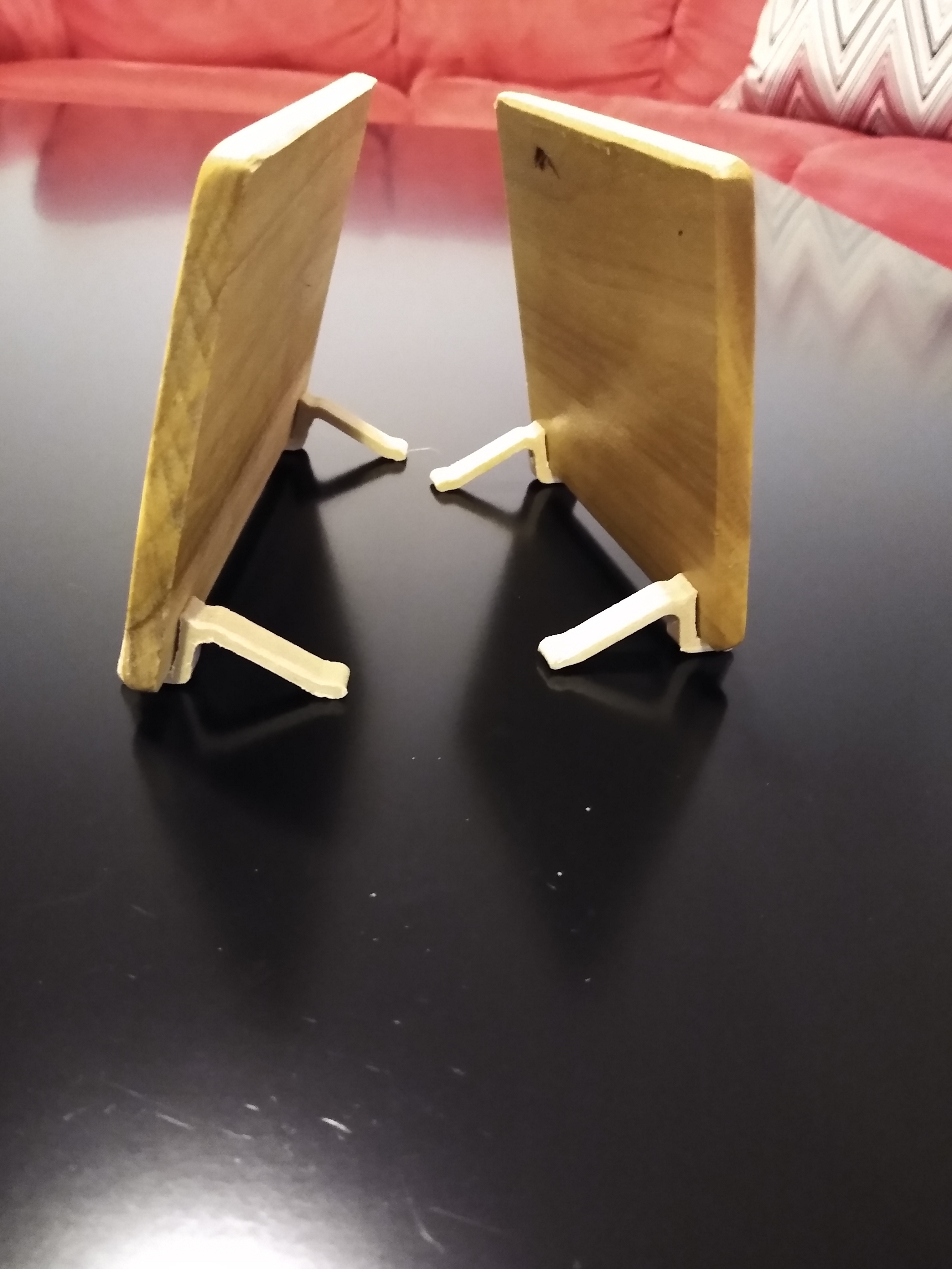 🪵 plaque stand・Free STL File for ・Cults