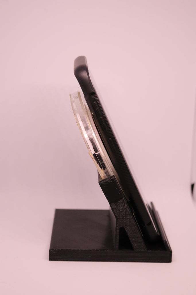 📱 Youse Wireless charger stand・ STL File for ・Cults