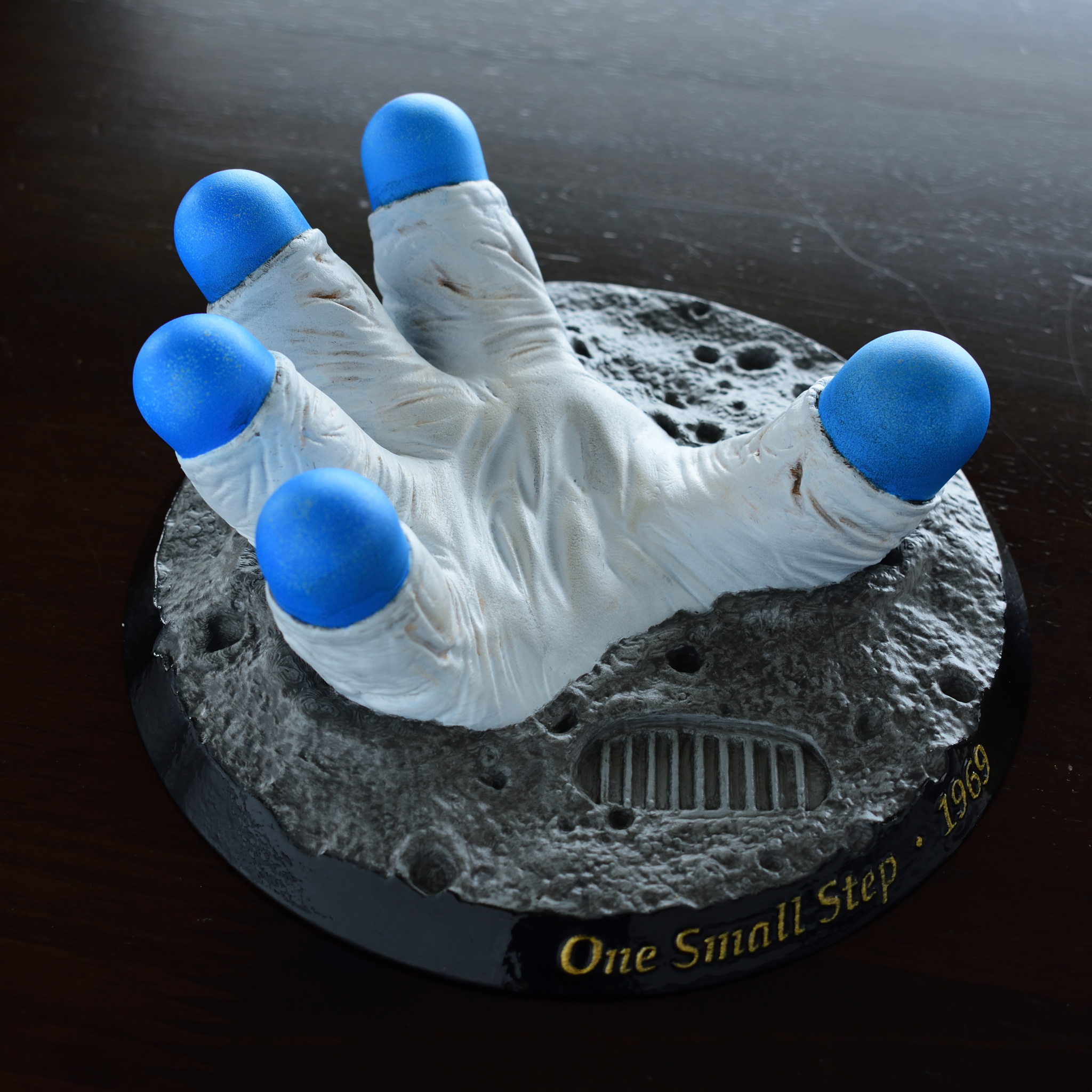 Free STL file One Small Step 🤏 ・3D printer model to download・Cults