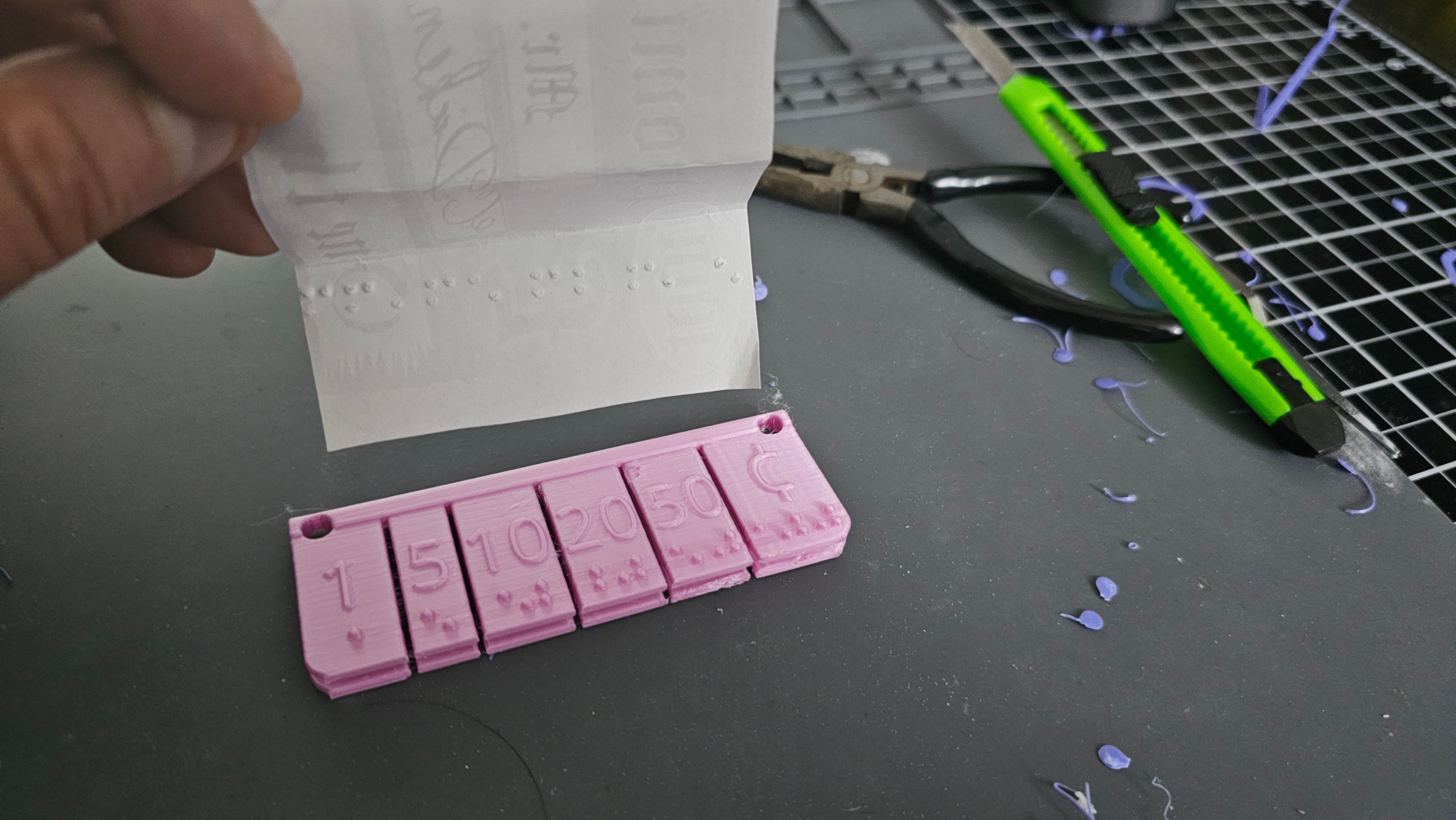 3D printable Click Pocket Money Braille embosser・Cults