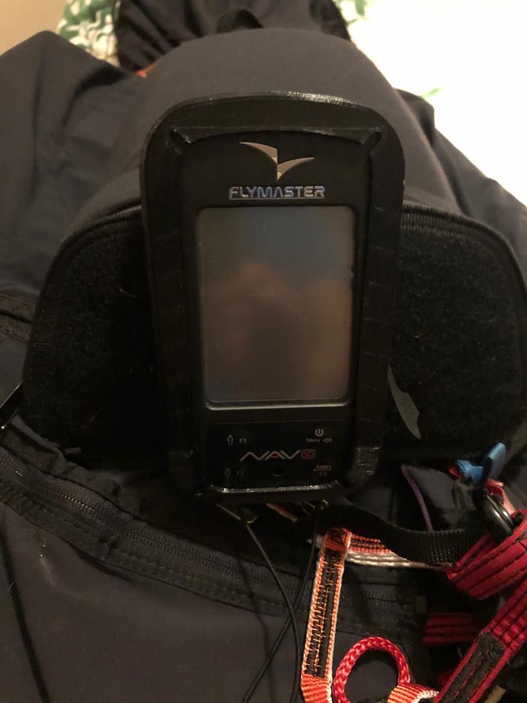 STL file FLYMASTER VARIO - NAV - GPS - VARIO - SD - HOLDER 👽 ・3D print ...