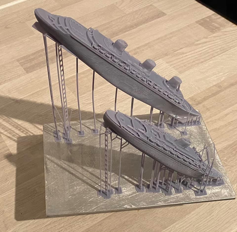 🌊 SS Normandie ocean liner printable model, full hull and waterline ...