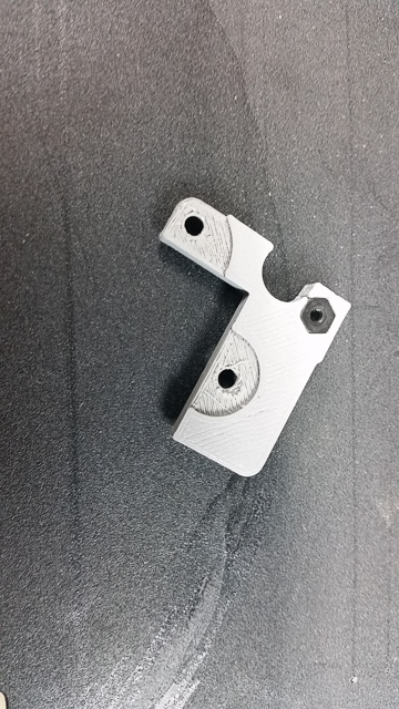 🔧 Support réglable BLTouch Ender 3/CR-10・Fichier 3D Gratuit pour ・Cults