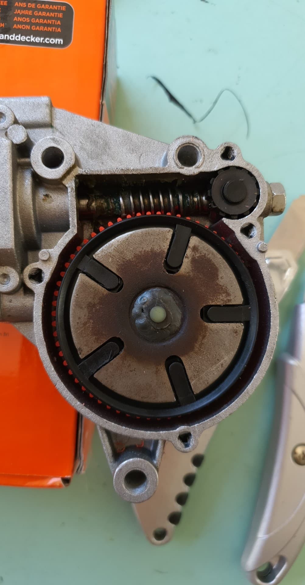 STL file Alfa Romeo Spider Electric Roof Motor, Replacement Gear 🕷️ ...