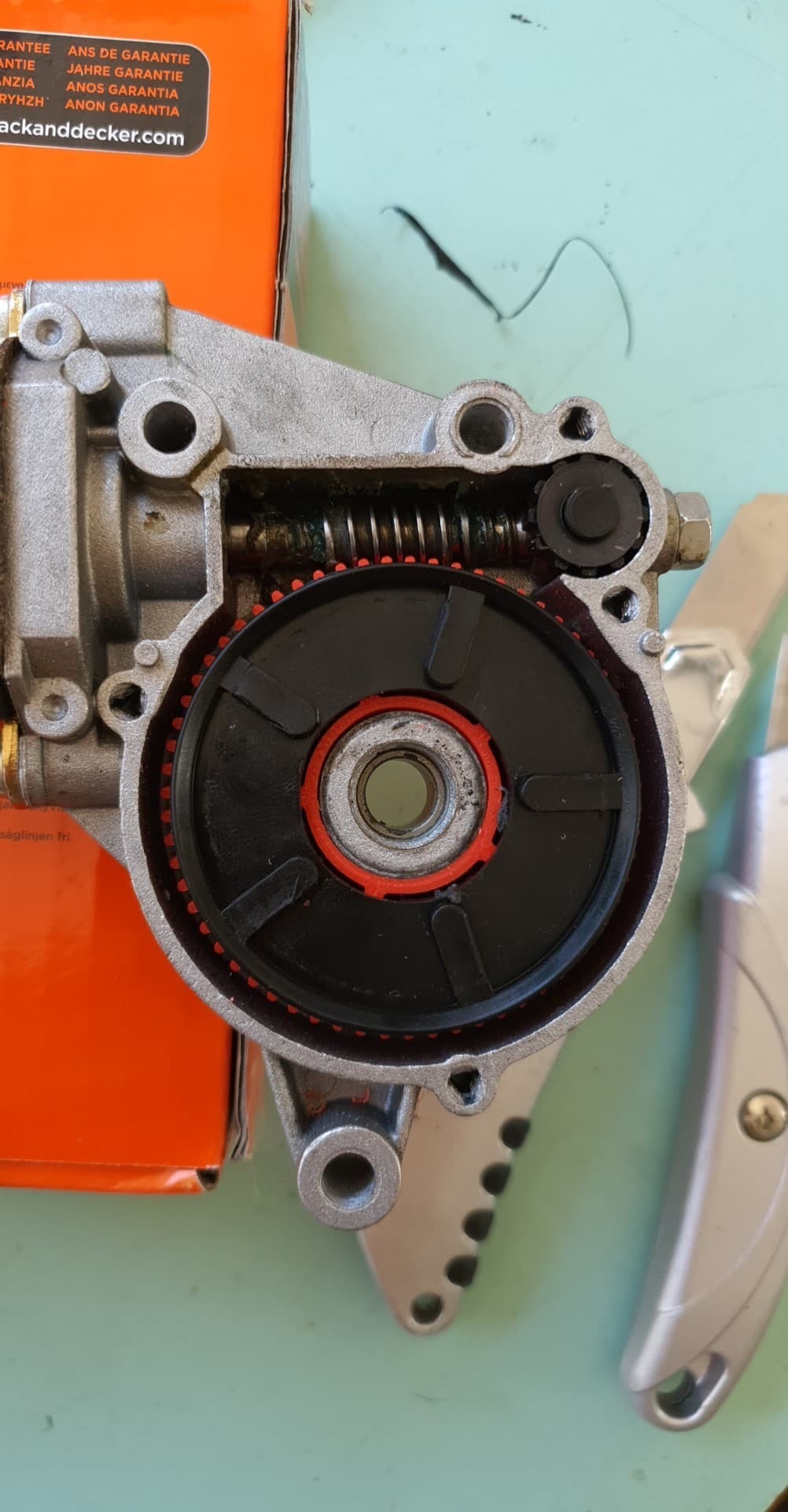 STL file Alfa Romeo Spider Electric Roof Motor, Replacement Gear 🕷️ ...