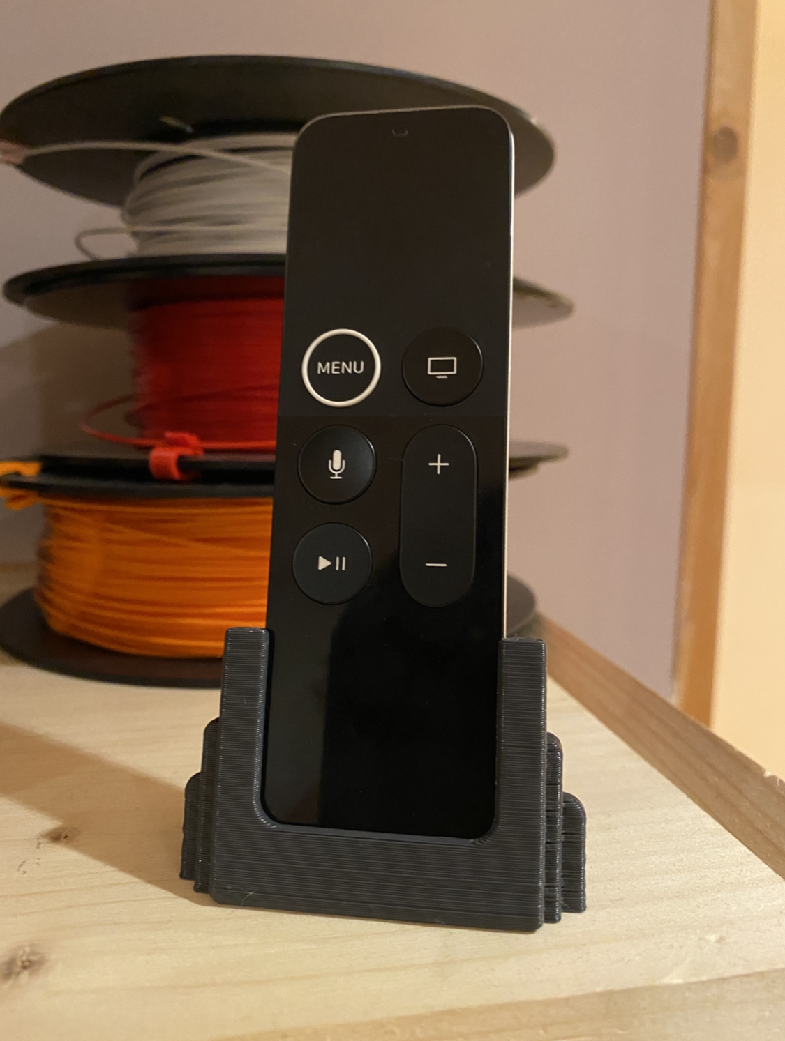 3D printable Deco AppleTV Remote Stand • made with Alfawise U20・Cults