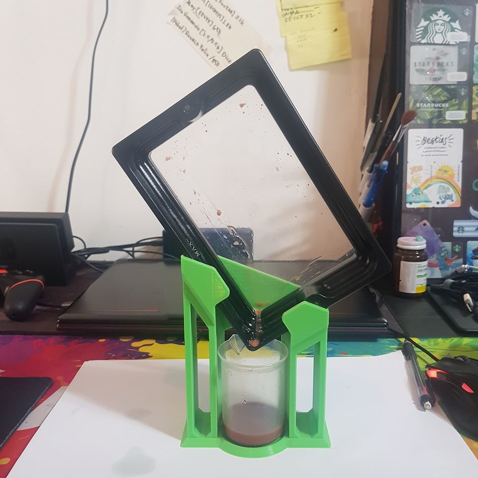 3D print Resin Drip Stand • made with Ender 3・Cults