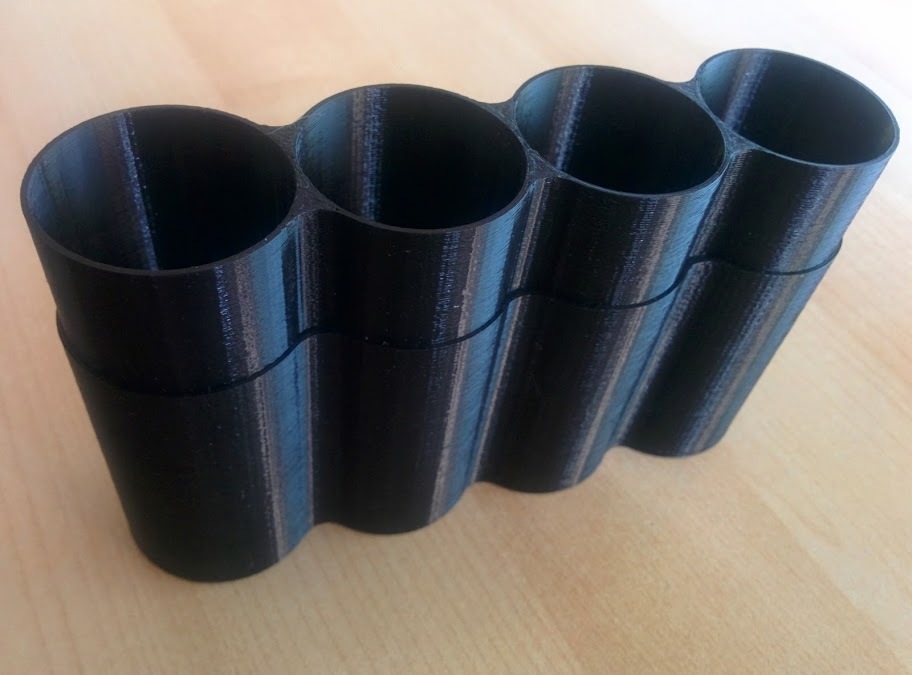 Free 3D file 120 Film Container / Canister with Clips 📽️ ・3D printable ...