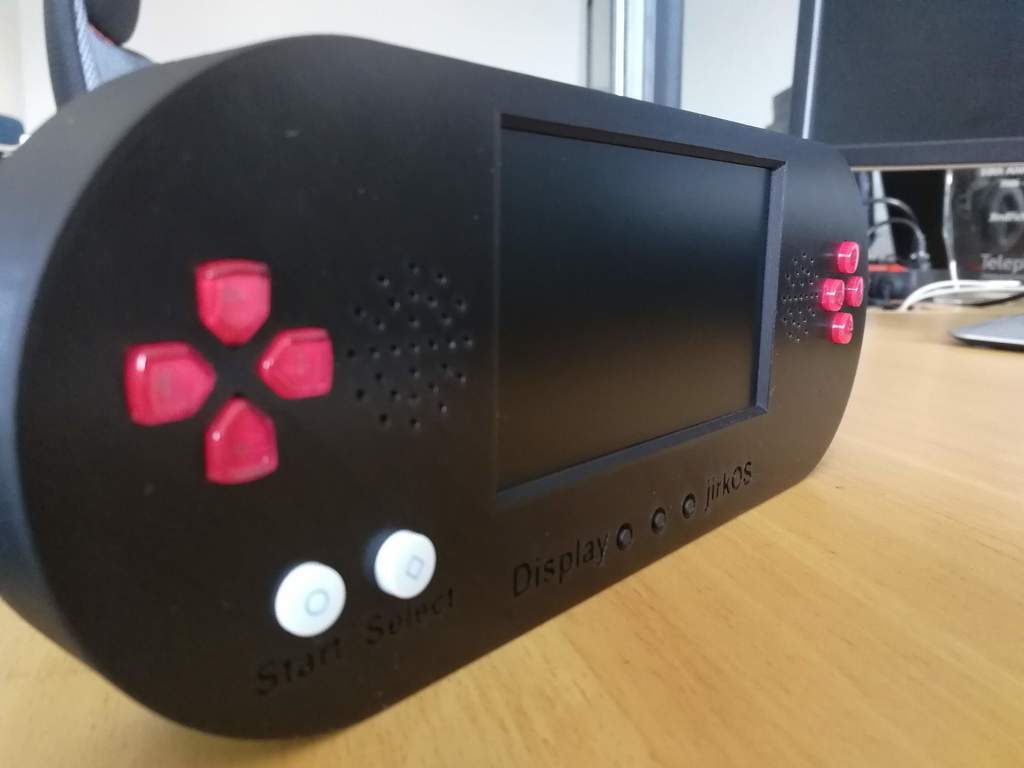 Free STL file Portable Raspberry Pi Game Console 🔧 ・3D printing model ...