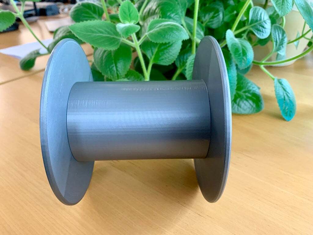 Free STL file Just spool 🏠 ・3D printer model to download・Cults