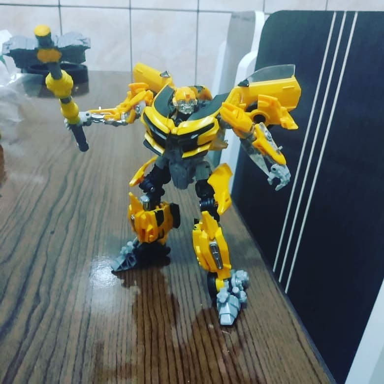 🤖 TRANSFORMERS BUMBLEBEE BATTLE HAMMER TLK・ 3D File for ・Cults