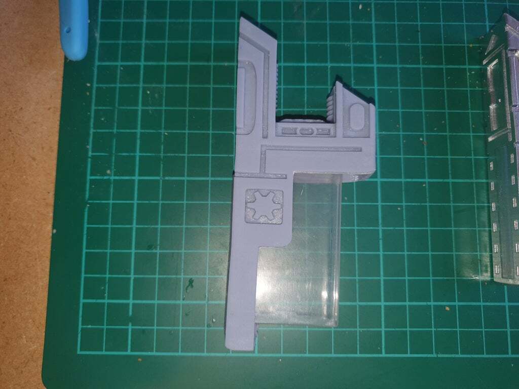 Free STL file Terminator Hydrogen Fuel Cell ⛽・3D printing idea to ...