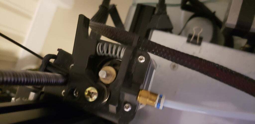 Free STL file reinforced extruder arm for ender 3 💪 ・3D printing ...