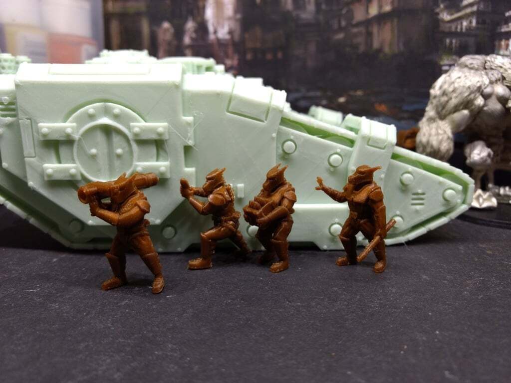 Работа GUARD DOGS - HEAVY WEAPONS 2 x4 28mm (RESIN) с возможностью ...