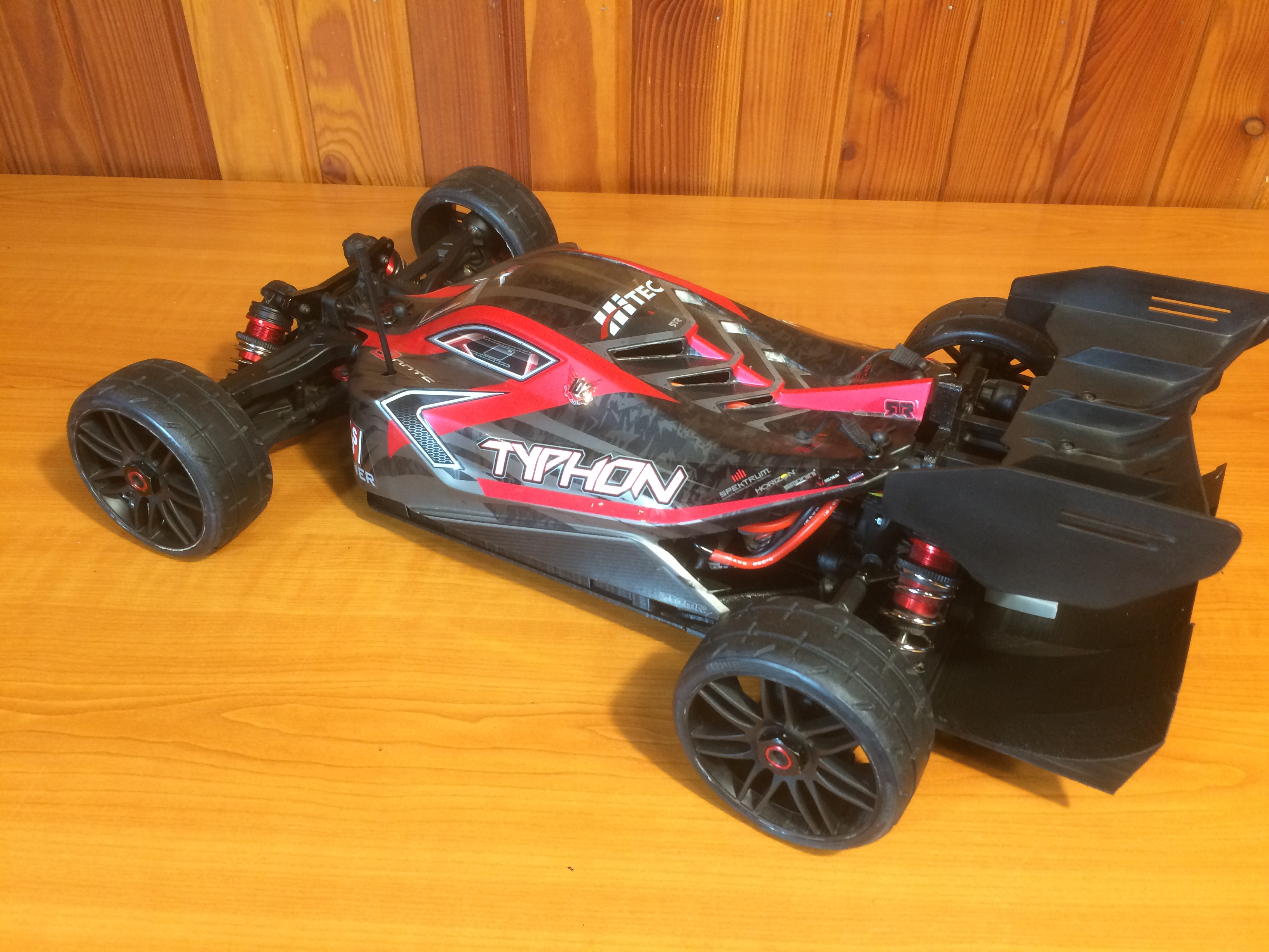 STL 文件 Arrma Typhon 6s Body kit 🎲・可下载 3D 打印模板・Cults