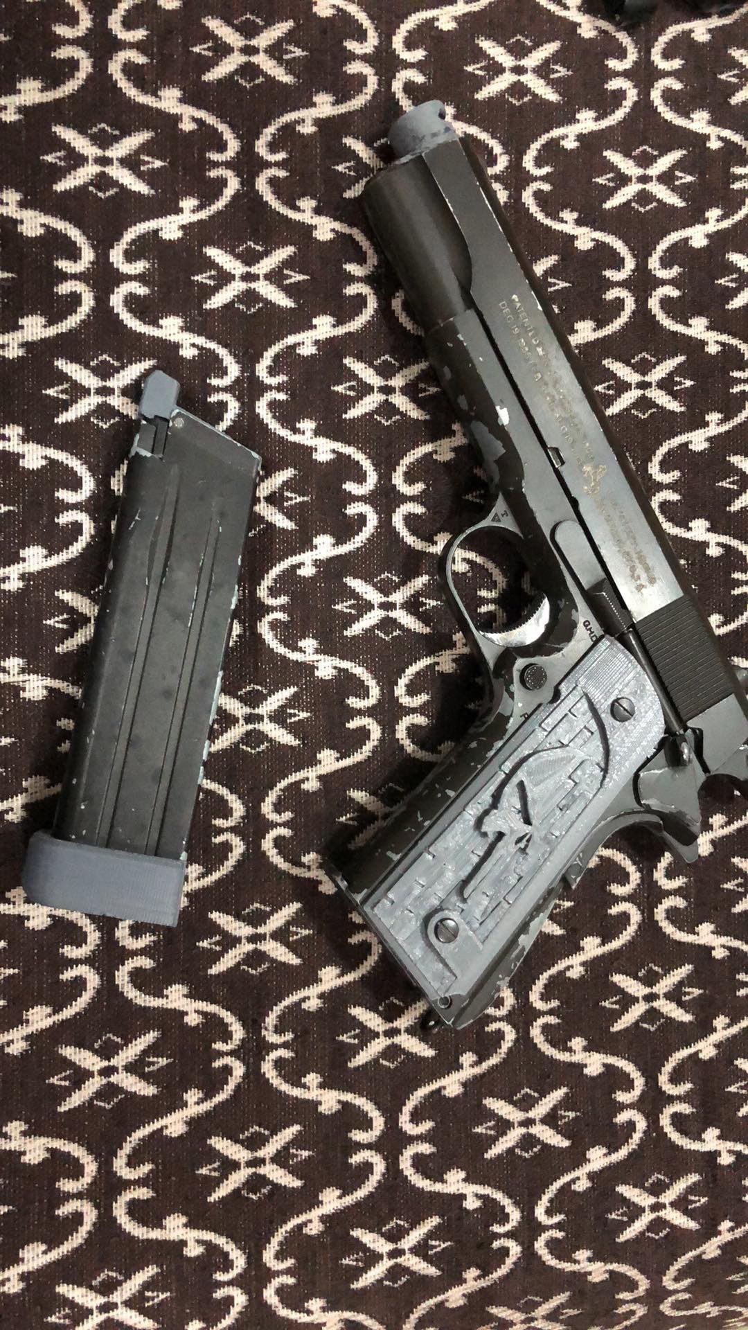 1911 Hand Grip - Punisher・Free STL File for ・Cults