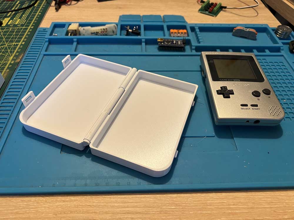 Free STL file Game Boy Pocket Box case 👦 (STEP)・3D print object to ...