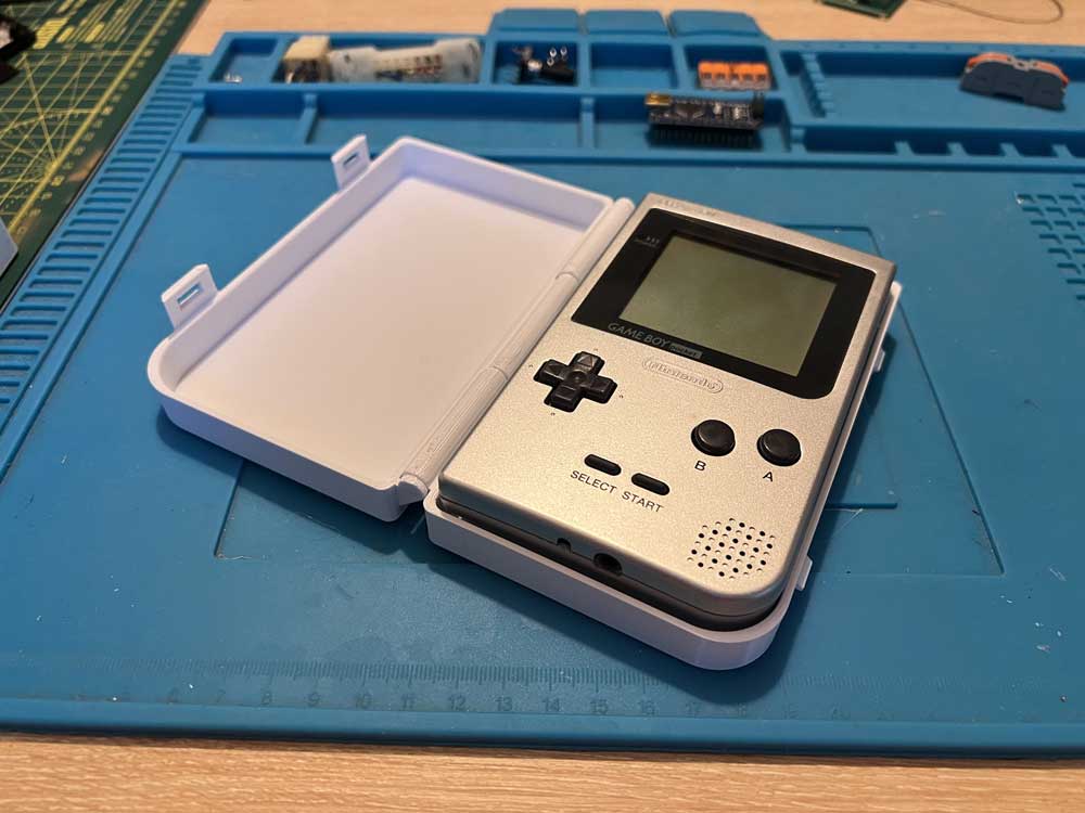 Free STL file Game Boy Pocket Box case 👦 (STEP)・3D print object to ...
