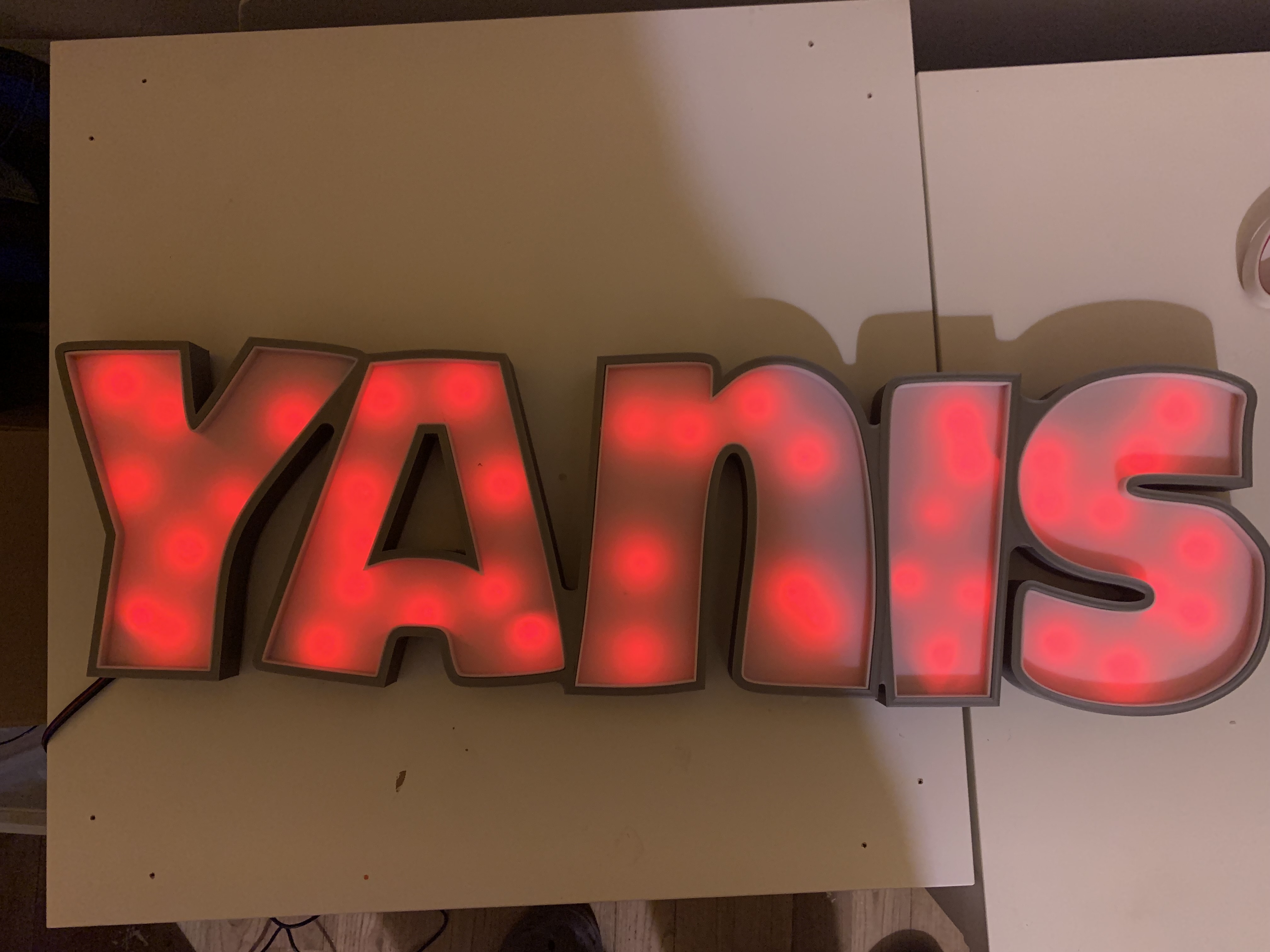 3D file YANIS LED name lamp 🔦 ・3D print model to download・Cults