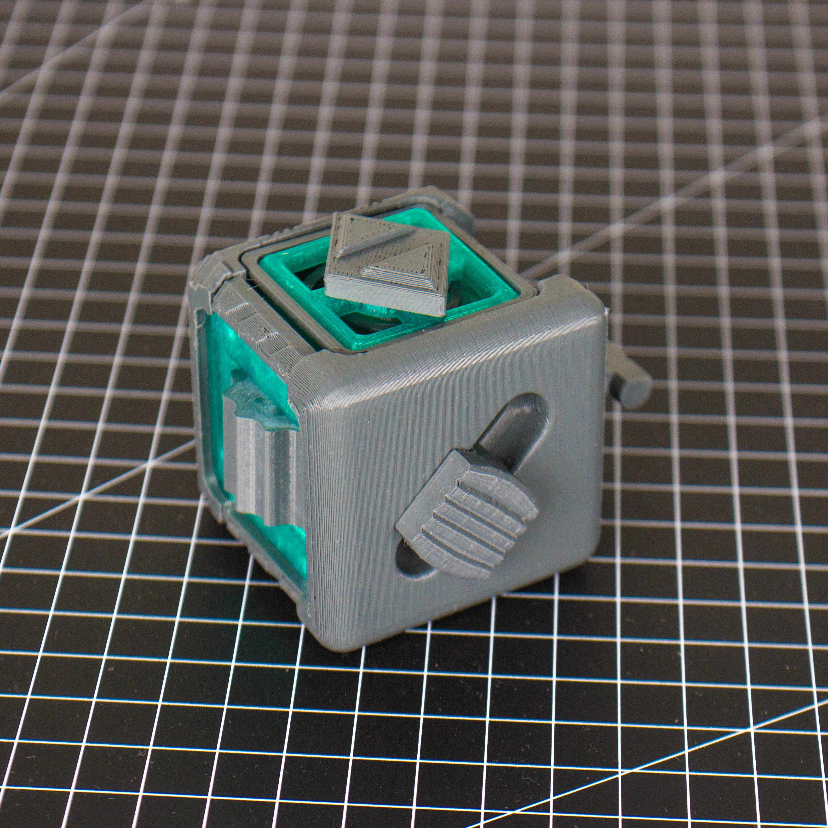 STL file Bizbasz - Hard surface fidget box 👌 ・3D printable model to ...