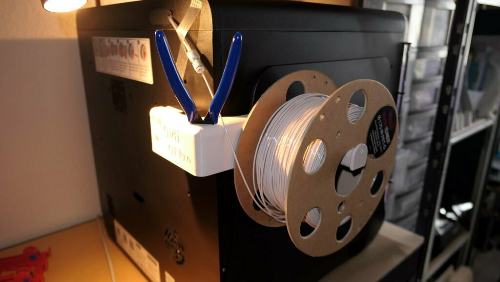 🪢 Qidi Q1 Pro - Filament Holder・Free 3D File for ・Cults