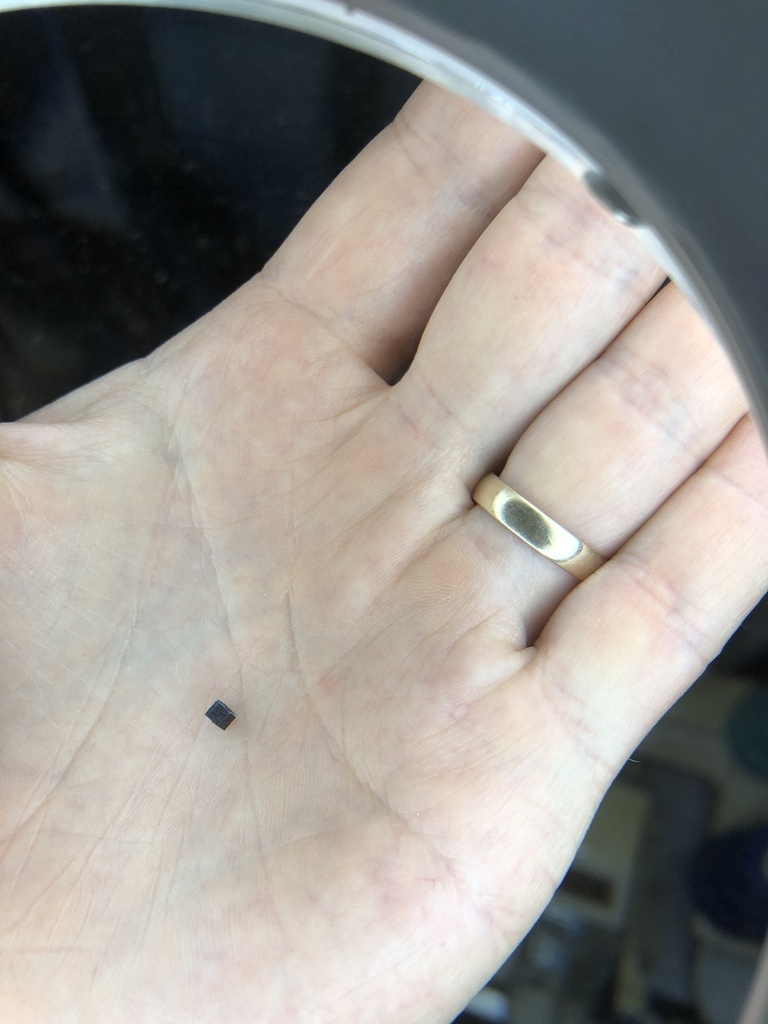 Free STL file Useless µD6 2.5mm Dice 🎲 ・3D printing model to download・Cults