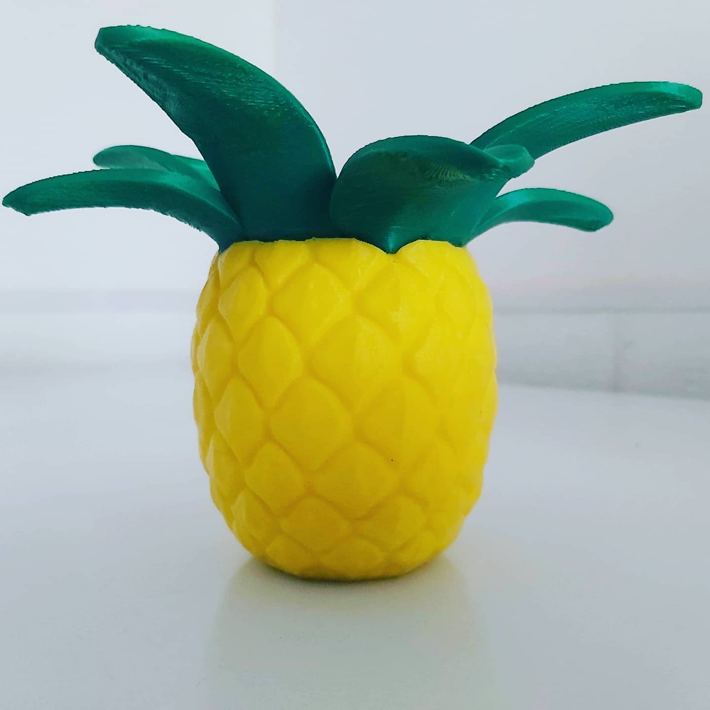 Fichier STL Pot à crayons en forme d'ananas 🪴・Plan imprimable en 3D à ...