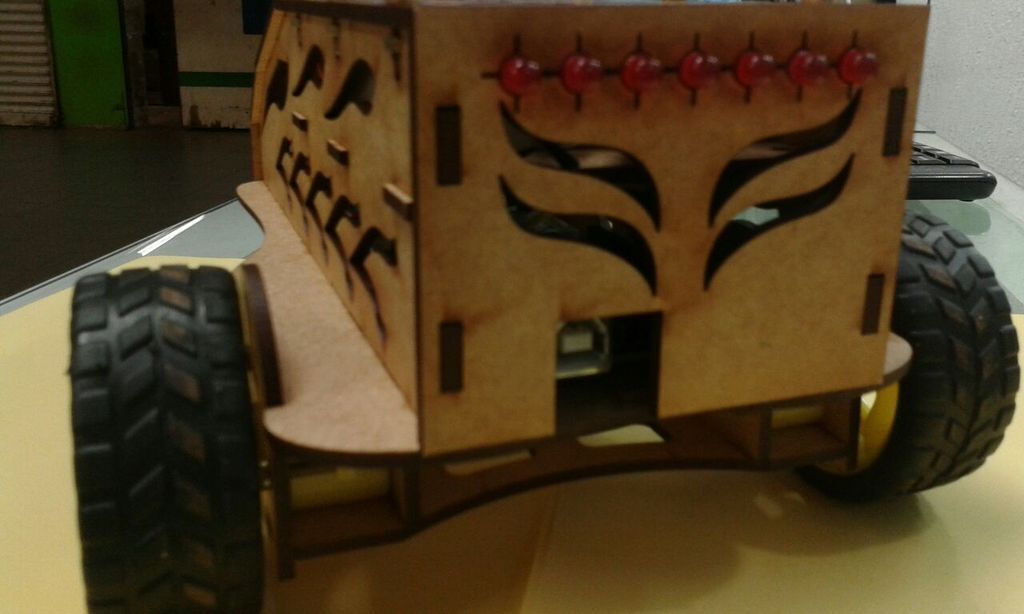 Archivo STL gratis Car MDF de 3mm 3 Rueda Para Arduino 🚗 ・Diseño ...