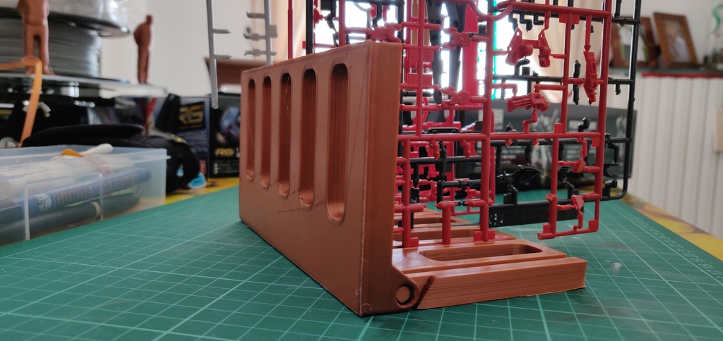 🤖 Foldable Gunpla Runner Shelf・Free 3D File for ・Cults