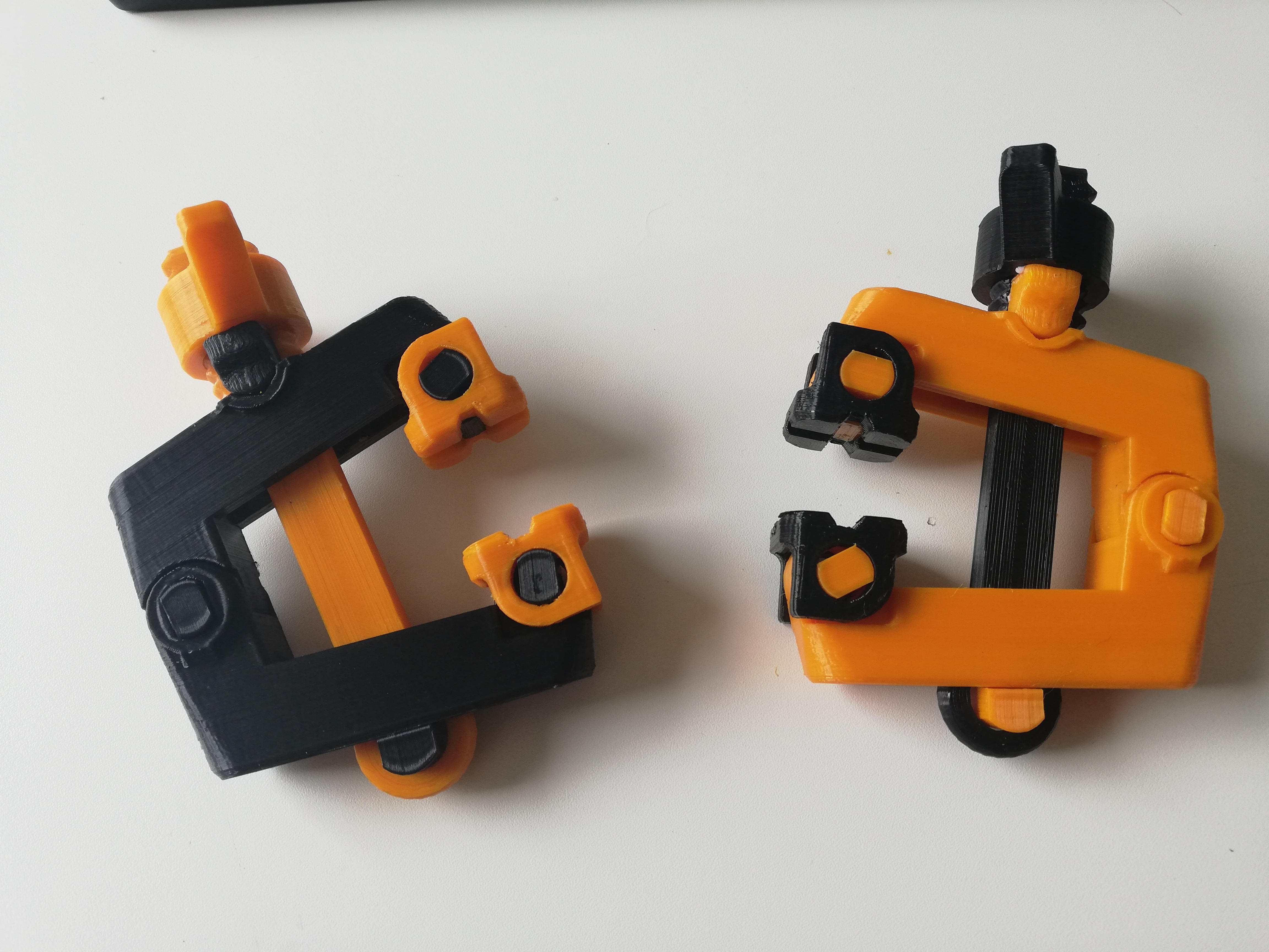 3D printed TwistLock Clamp・Cults