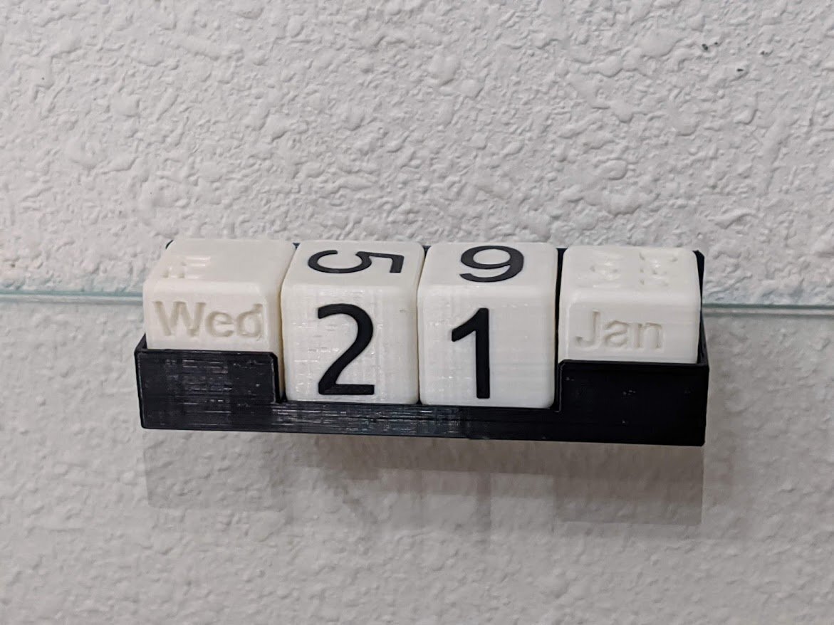 3D print Perpetual calendar Cubes・Cults