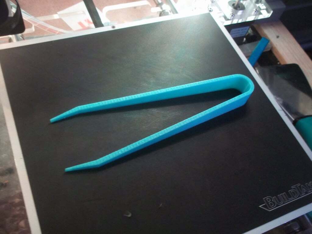 3D print Scrap filament tweezers・Cults