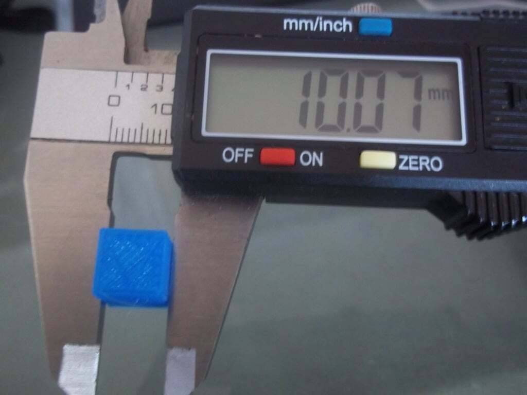 3D print 10mm cube・Cults