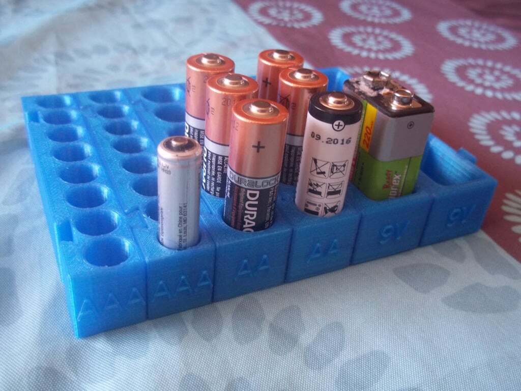 3D printed Modular Battery Holder・Cults