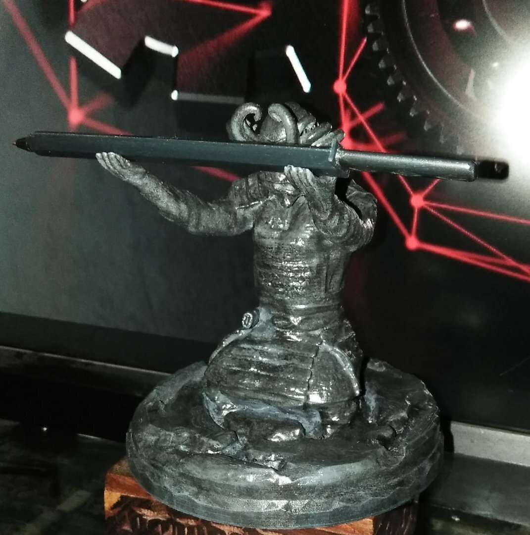 3D printable Samurai Pen Holder・Cults