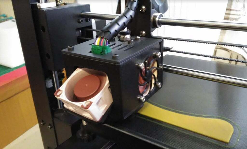 3D printed Anycubic i3 Mega Silent Parts Cooling Fan Bracket・Cults