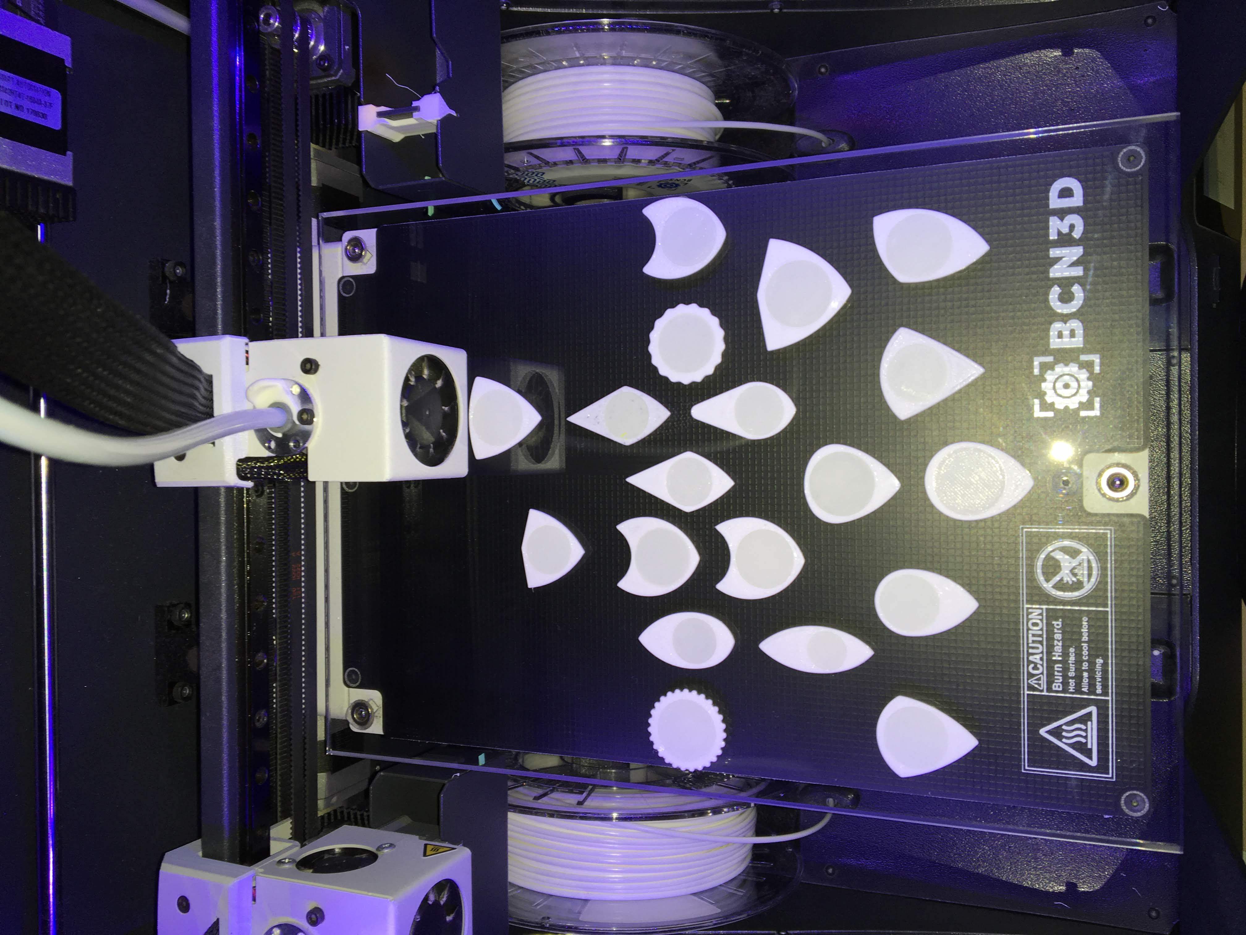 Free STL file UNU-TRI PICUDA MAX3D Pua Nido (Nest Pick Guitar) 🪺 ・3D ...